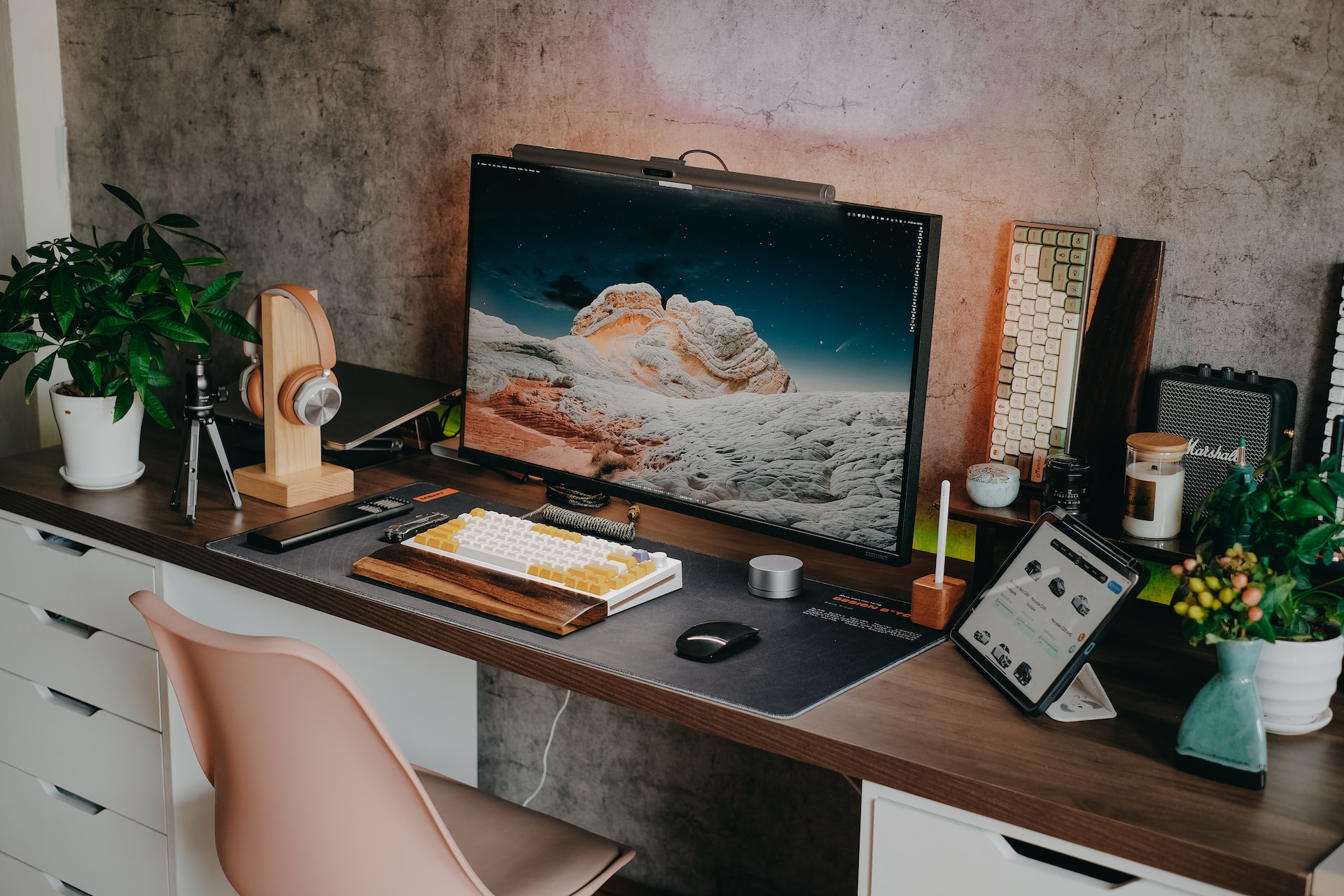 Les super pouvoirs d'un bon éclairage dans votre espace de télétravail ...